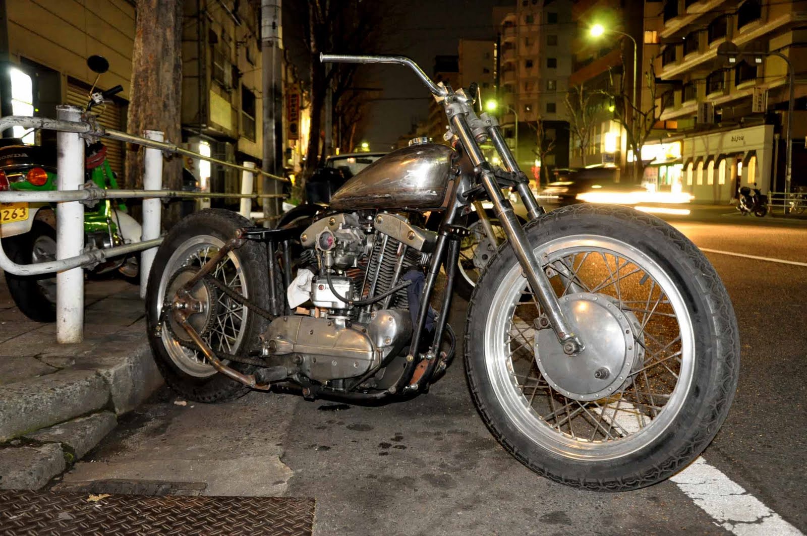 BUBBLE VISOR: 14 Apr 2011