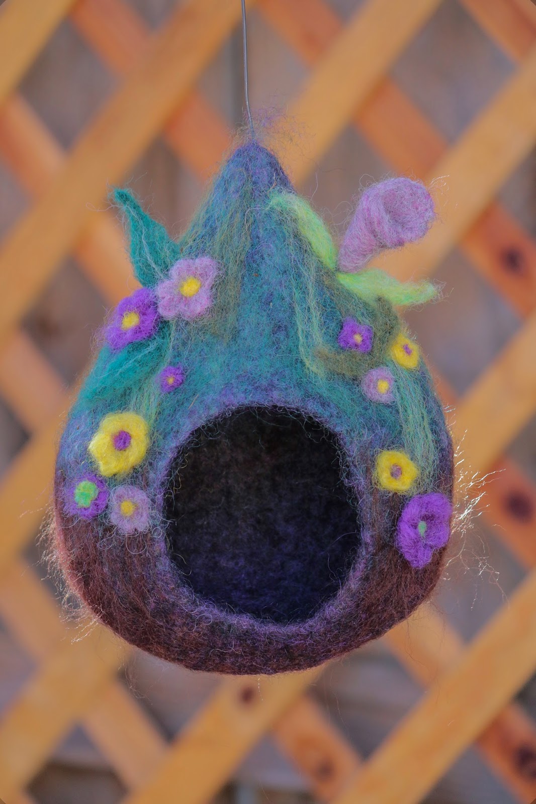 Lisa's Felted Art: ***Birdhouse***