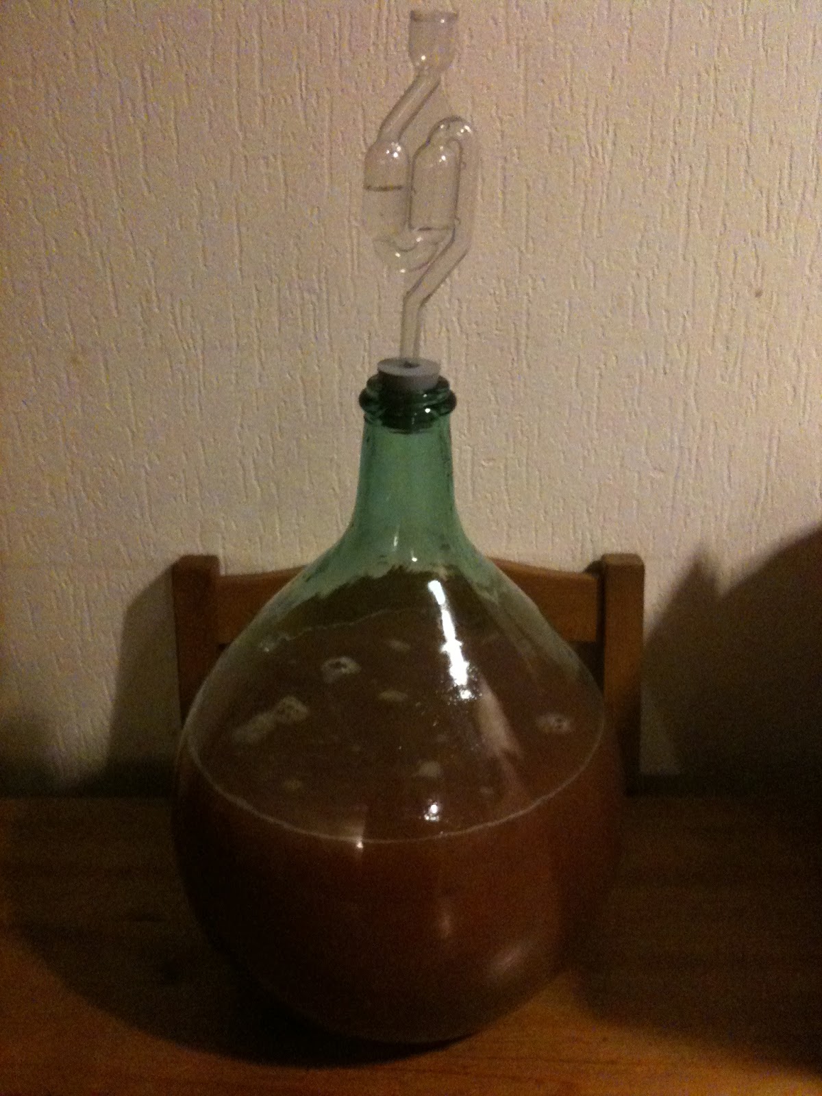 Faire du vin rosé: Mise en fermentation alcoolique