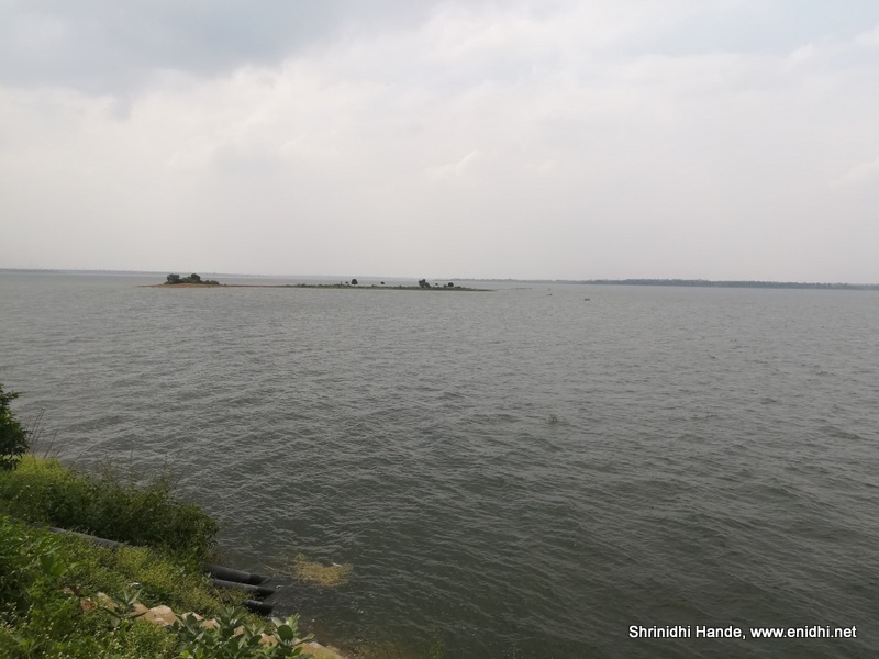 Riding on the banks of Puzhal Lake, Chennai - eNidhi India Travel Blog