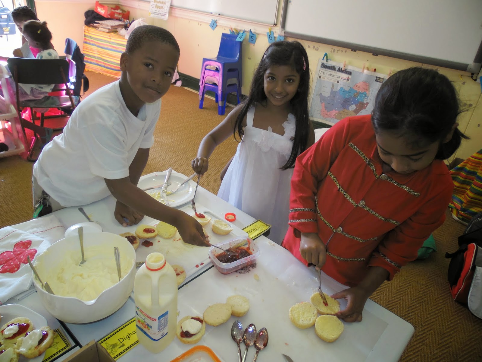 Mrs. Whillier's Wonder kids!: Tea Time is Fun Time!