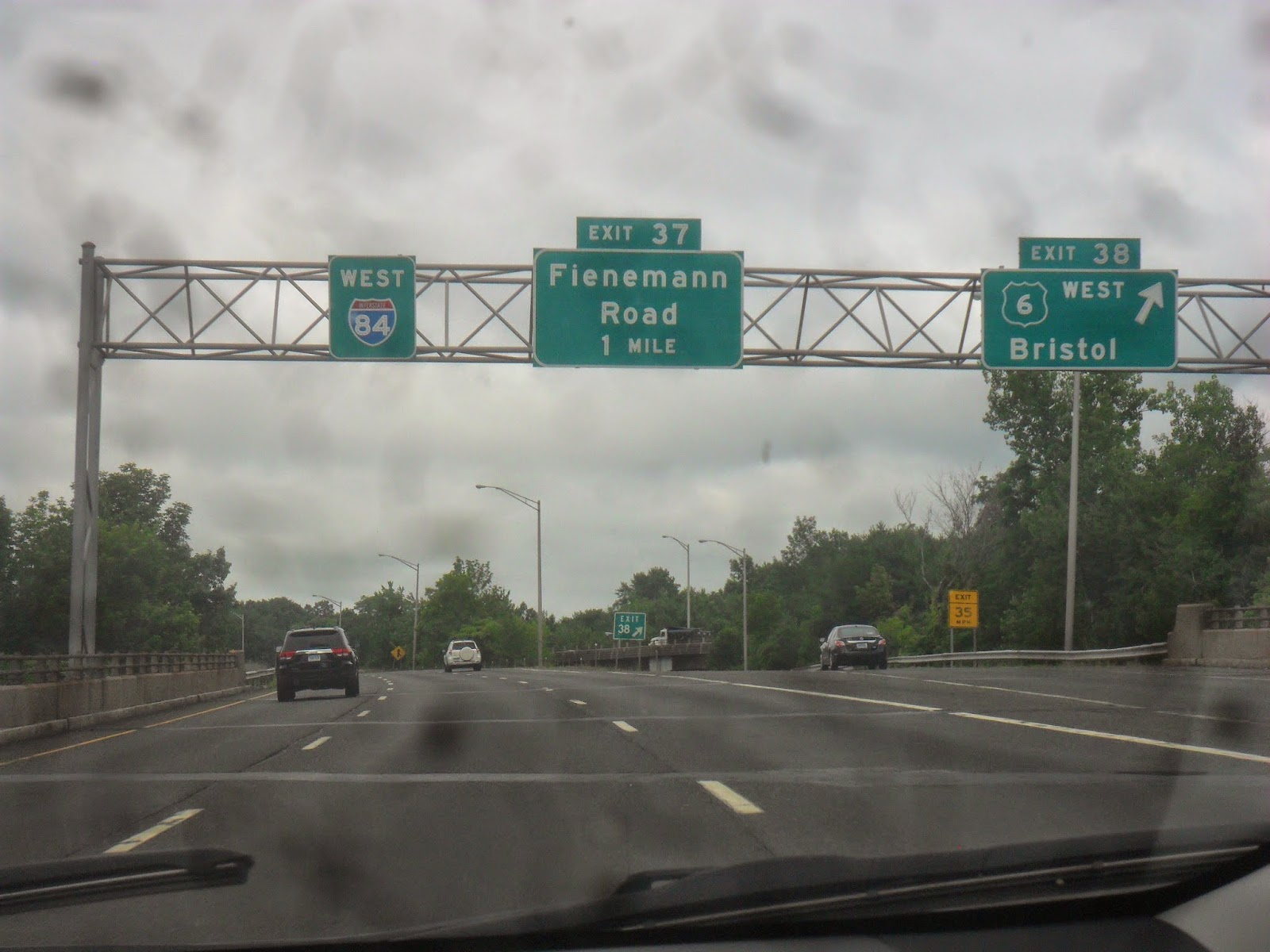 Luke's Signs: Interstate 84 - Connecticut (Hartford Vicinity)