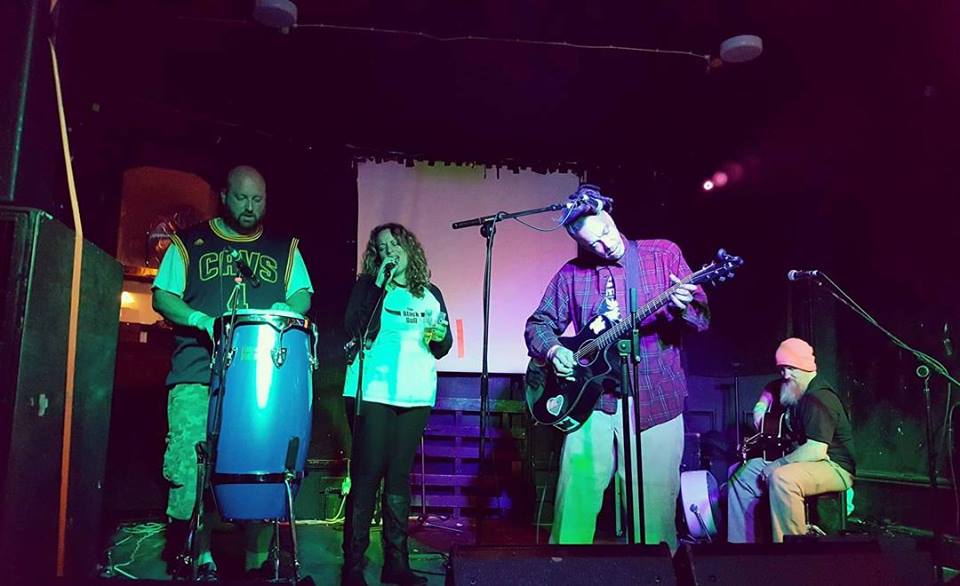 FNM4EVER: ENTREVISTA: Douglas Esper, un hombre que va tras sus sueños.