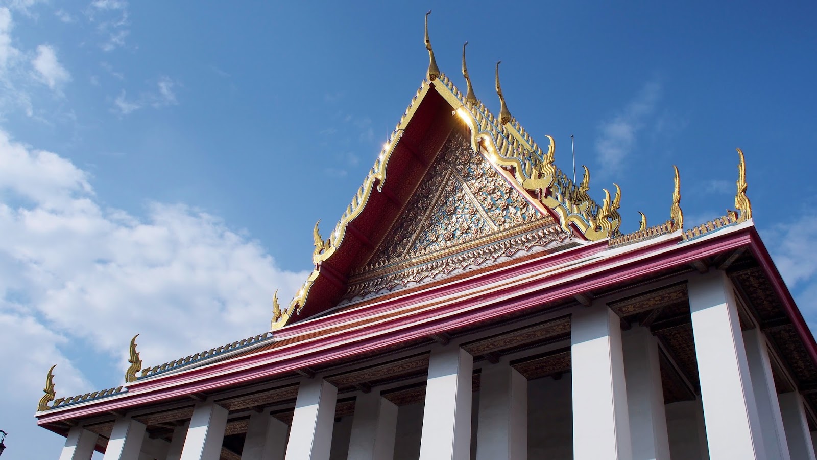 Wat poa Thailand pictures.