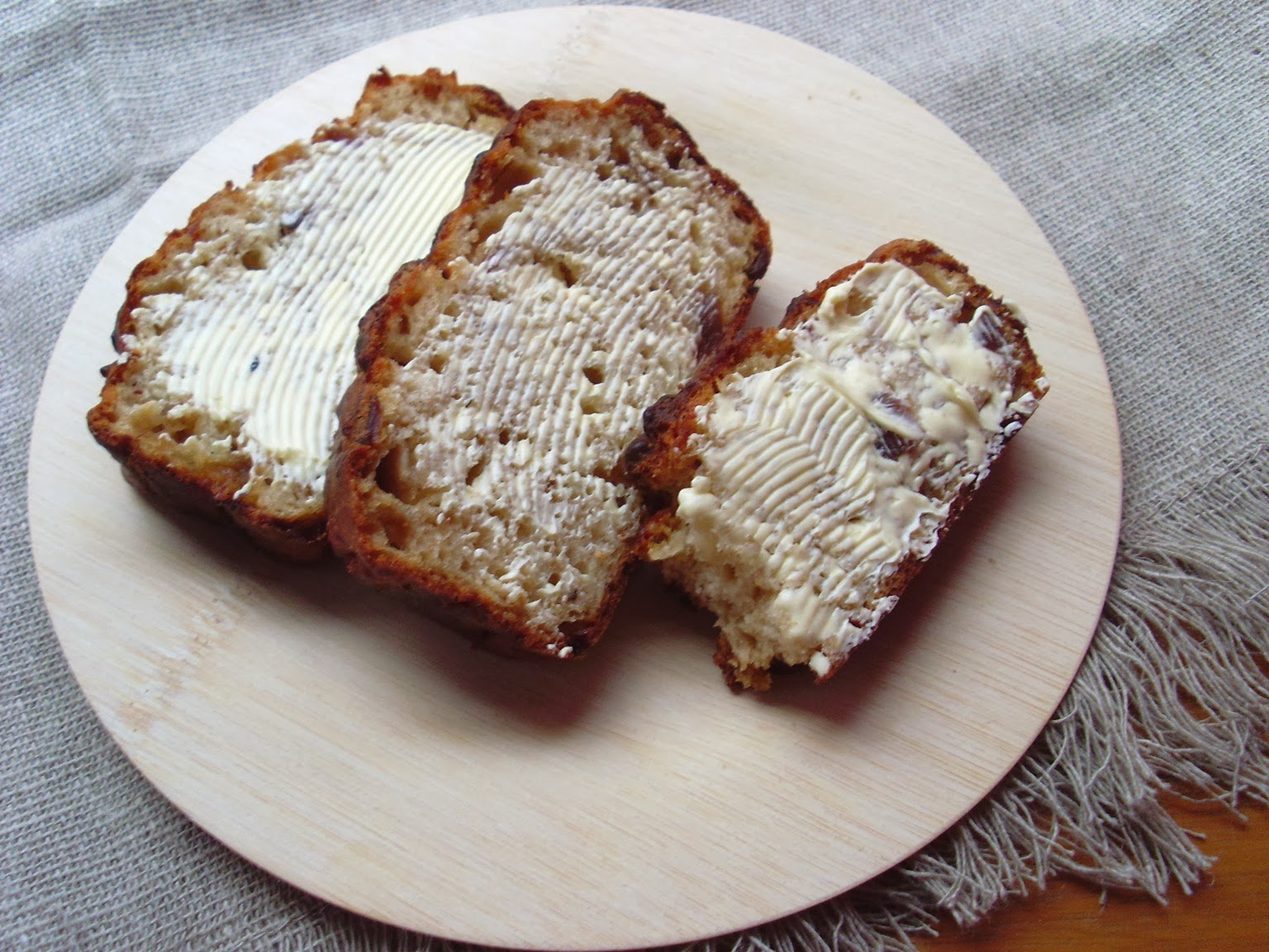 Cakeyboi: Cheese and Pickle Bread