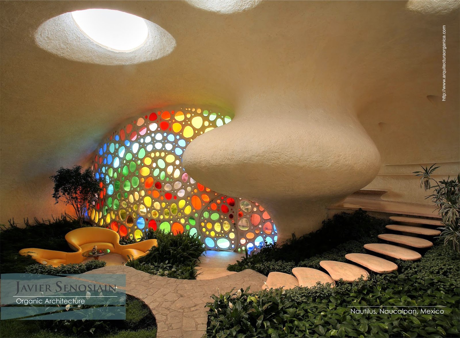 Mexican Architecture. 3000 Years: JAVIER SENOSIAIN