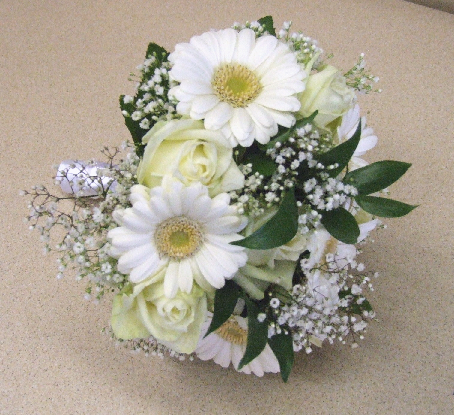 RJ's Florist: Rose and germini wedding flowers