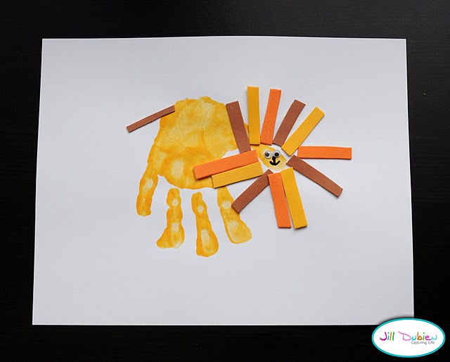 A few of my favorite things: fun hand print art work for preschool