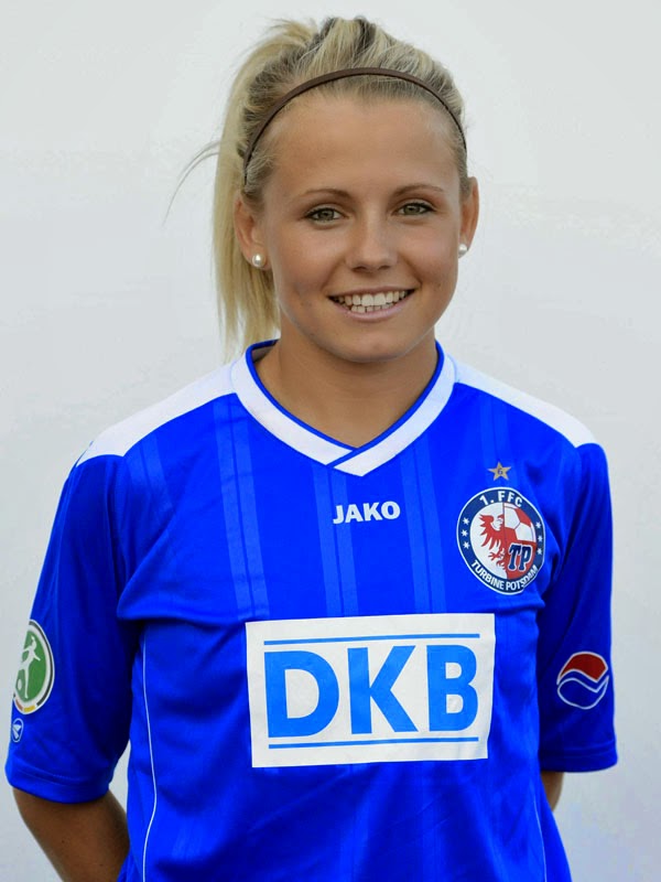 Julia Simic - Alchetron, The Free Social Encyclopedia