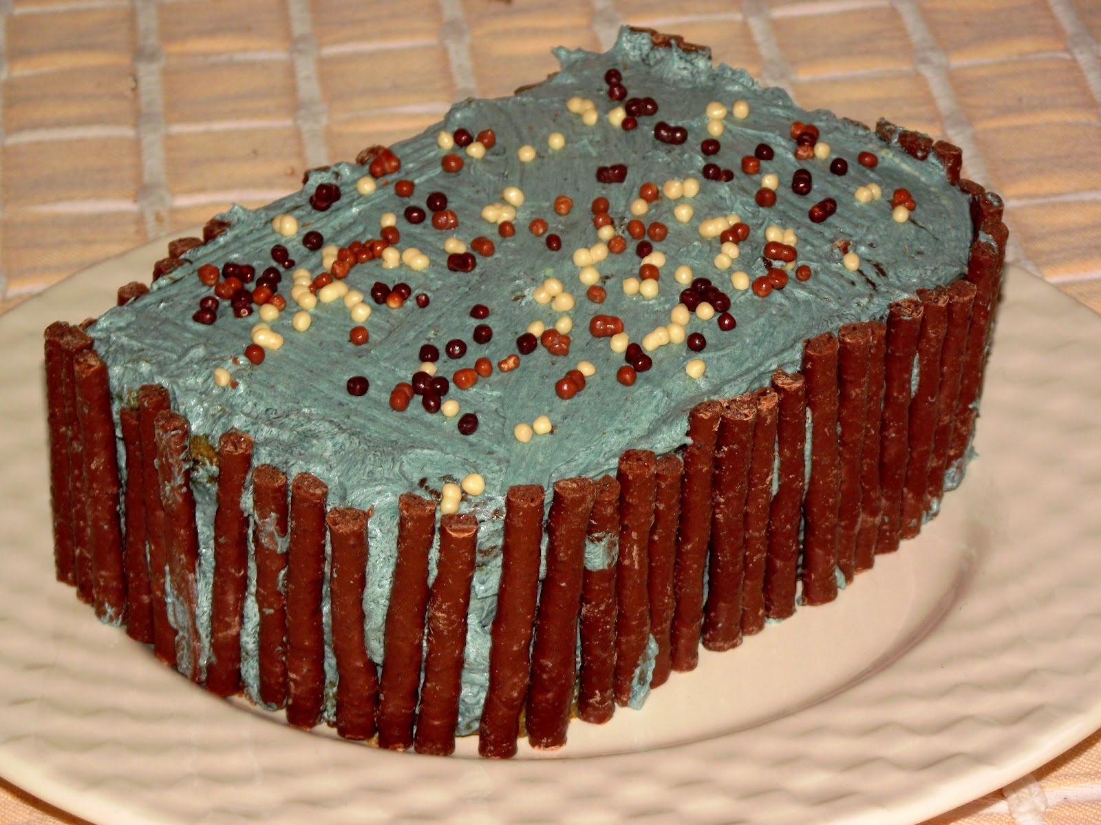 Fun as a Gran: A matchmaker cake