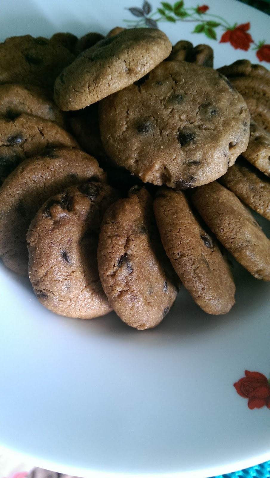 Ummi Anas Cookbook: Resepi Chocolate Chip Cookies Famous Amos
