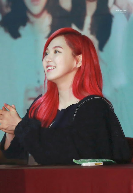 Red Velvet Wendy: RV Red Velvet Wendy Red Hair Appreciation Post