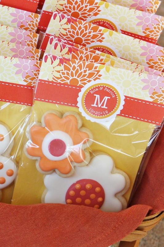 How Sweet It Is: Fall Flower Cookie Favors