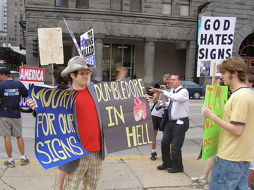 The 30 Best Anti-Westboro Baptist Church Protest Signs | Oh yes I am