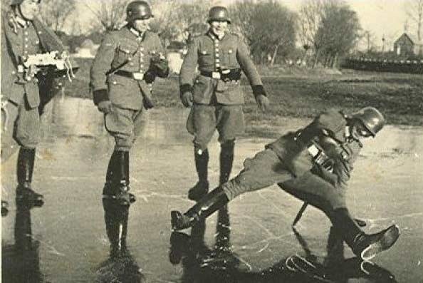 World War II in Pictures: Odd Photos from World War II