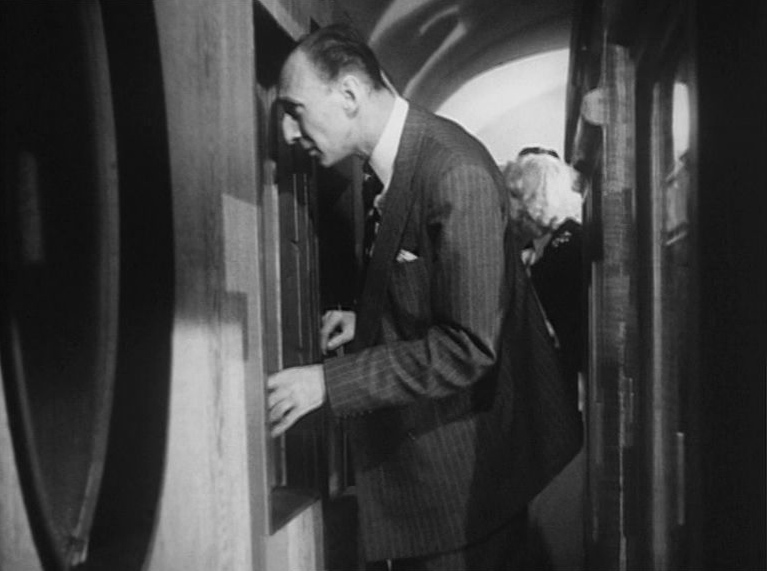 Classic Movie Ramblings: Salute the Toff (1952)