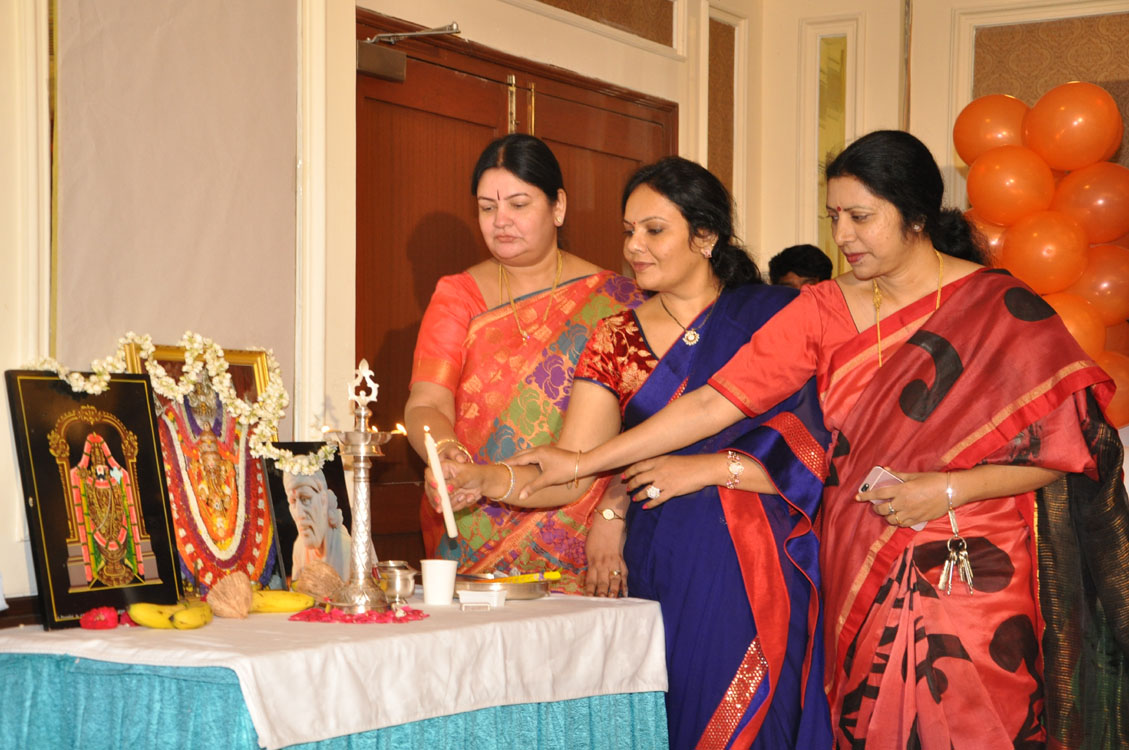 Garam movie first look launch photos