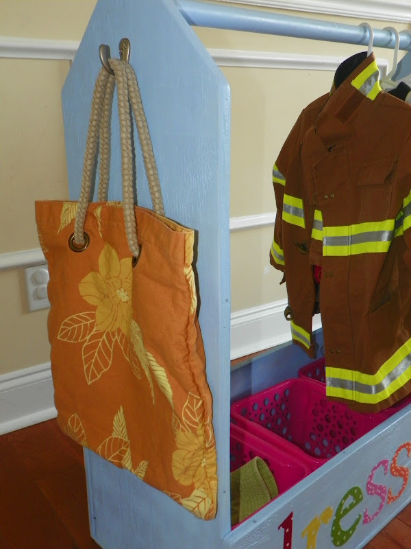 Three Kings: Dress Up box
