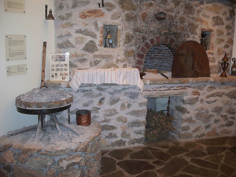ROUMELH.blogspot.com: ΝΟΤΑ ΚΥΜΟΘΟΗ "ΜΟΥΣΕΙΟ ΑΡΤΟΥ ΣΤΗΝ ΑΜΦΙΚΛΕΙΑ" ΔΟΚΙΜΙΟ