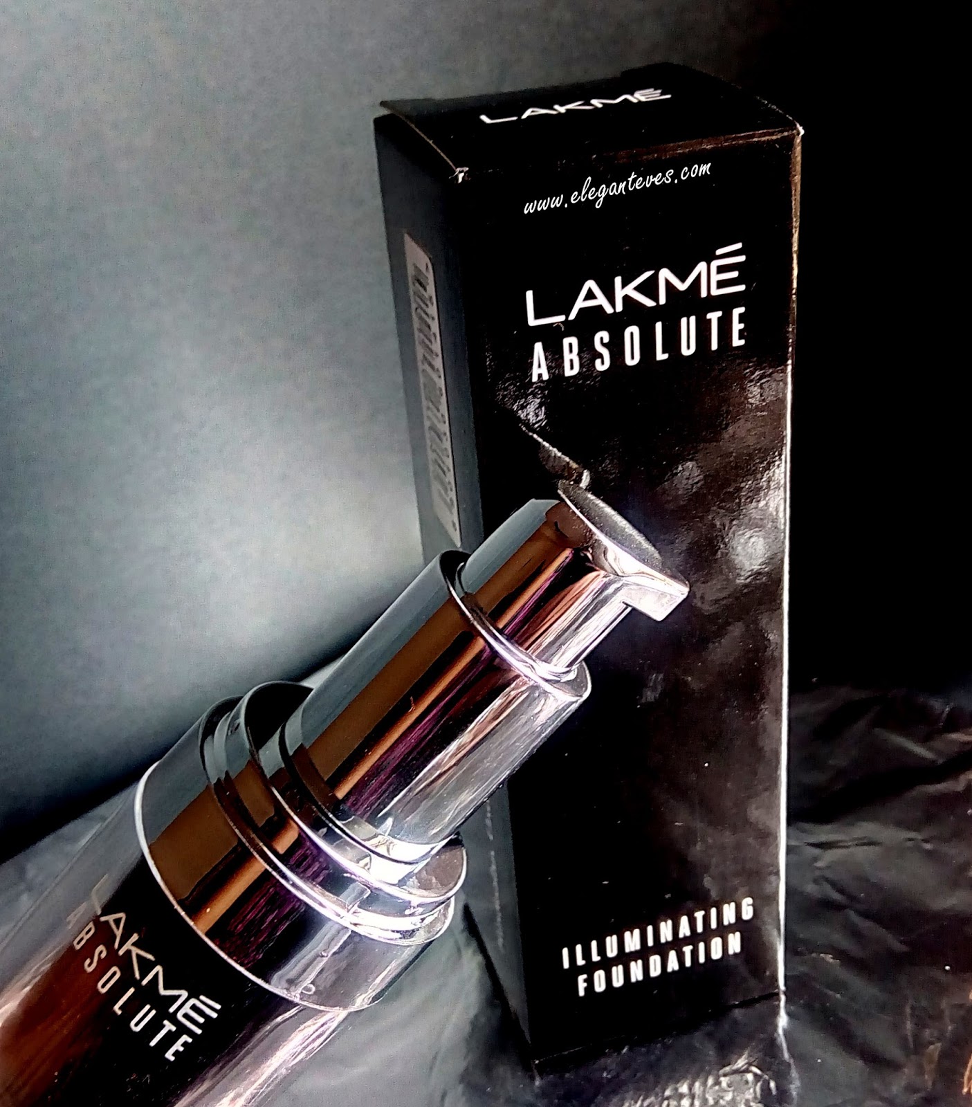 Review Swatches Of Lakme Absolute Illuminating Foundation Elegant Eves review-swatches-of-lakme-absolute-illuminating-foundation-elegant-eves