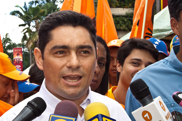 Vecinos Baruta: Carlos Vecchio Vecinos Baruta: Carlos Vecchio