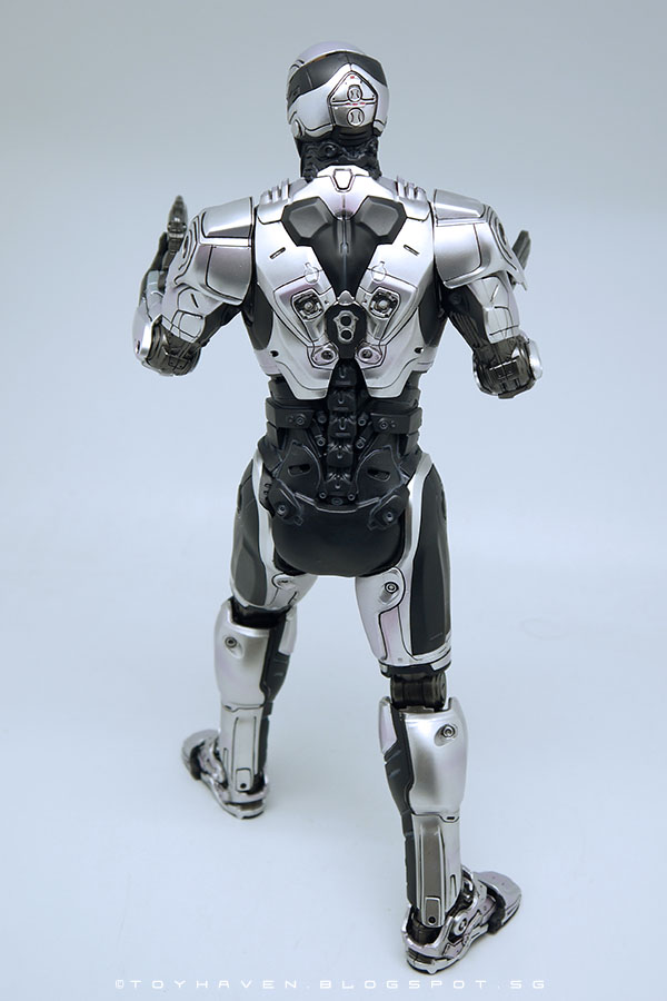 toyhaven: Review II: ThreeZero 1/6th scale 2014 RoboCop 1.0 12.5-inch ...