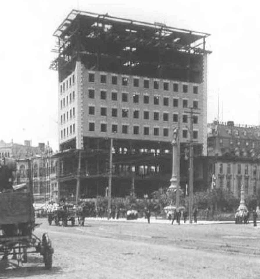 Observations, Reservations, Conversations: Union Bank Building in 1904