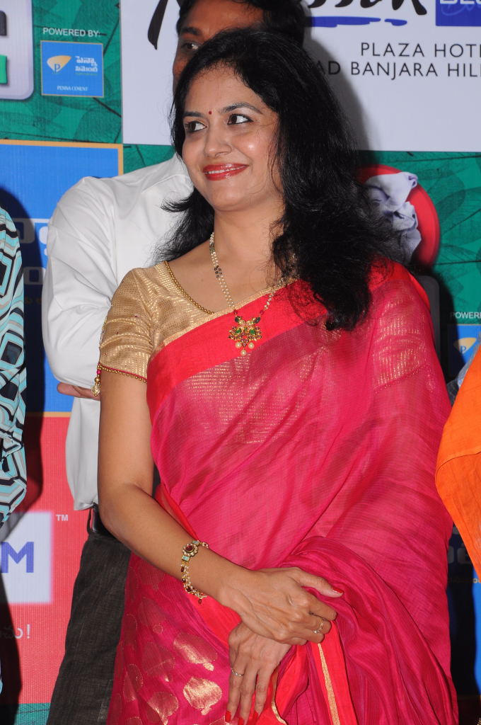 Singer Sunitha Latest Photos | Go Cinemas