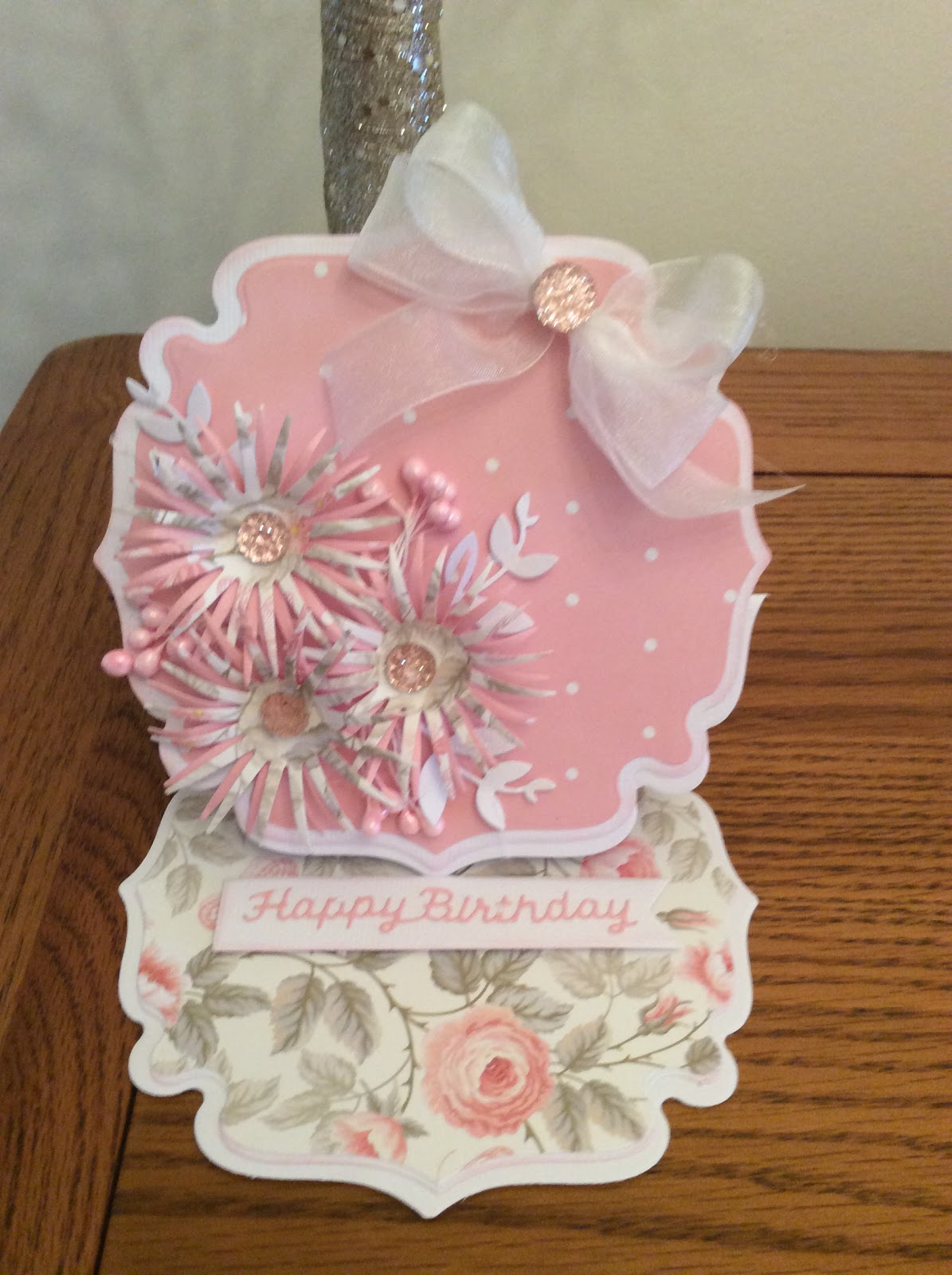 Kraftycards by Chris: Easel Card