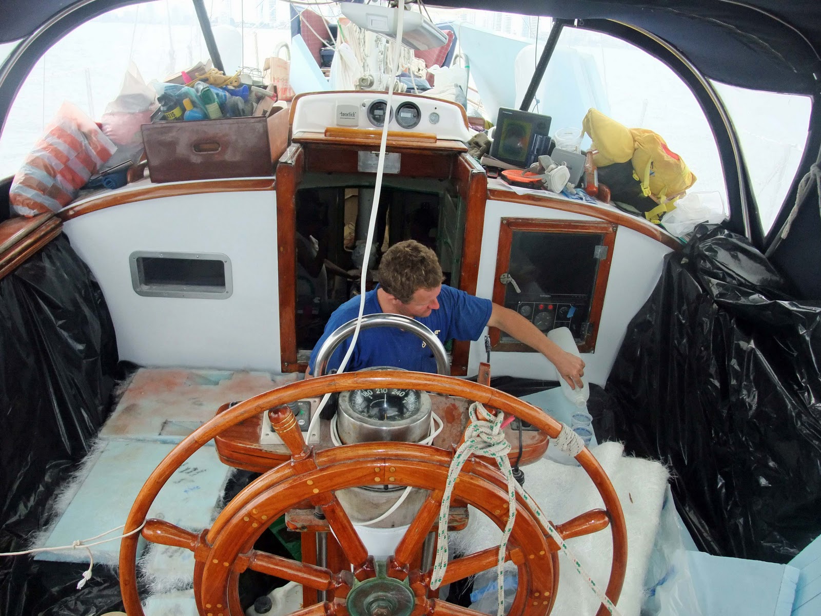 Sailing Papillon: The Incredible Shrinking Boat