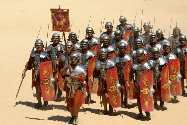 Rzym mroczny, Rzym krwawy, Rzym piękny.