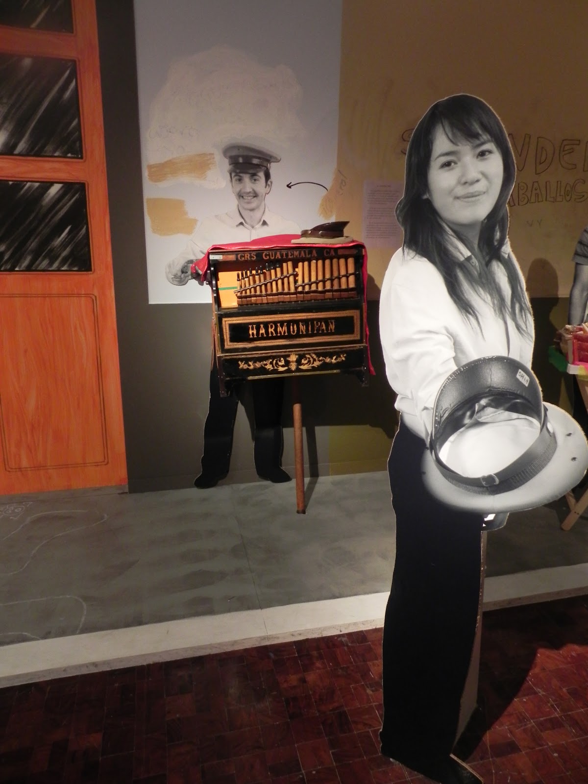 Oficios, lugares, libros, recomendaciones y más...: El organillero