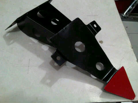 BERTOS MOTOR SHOP: SPAKBOR, DUDUKAN PLAT NOMER