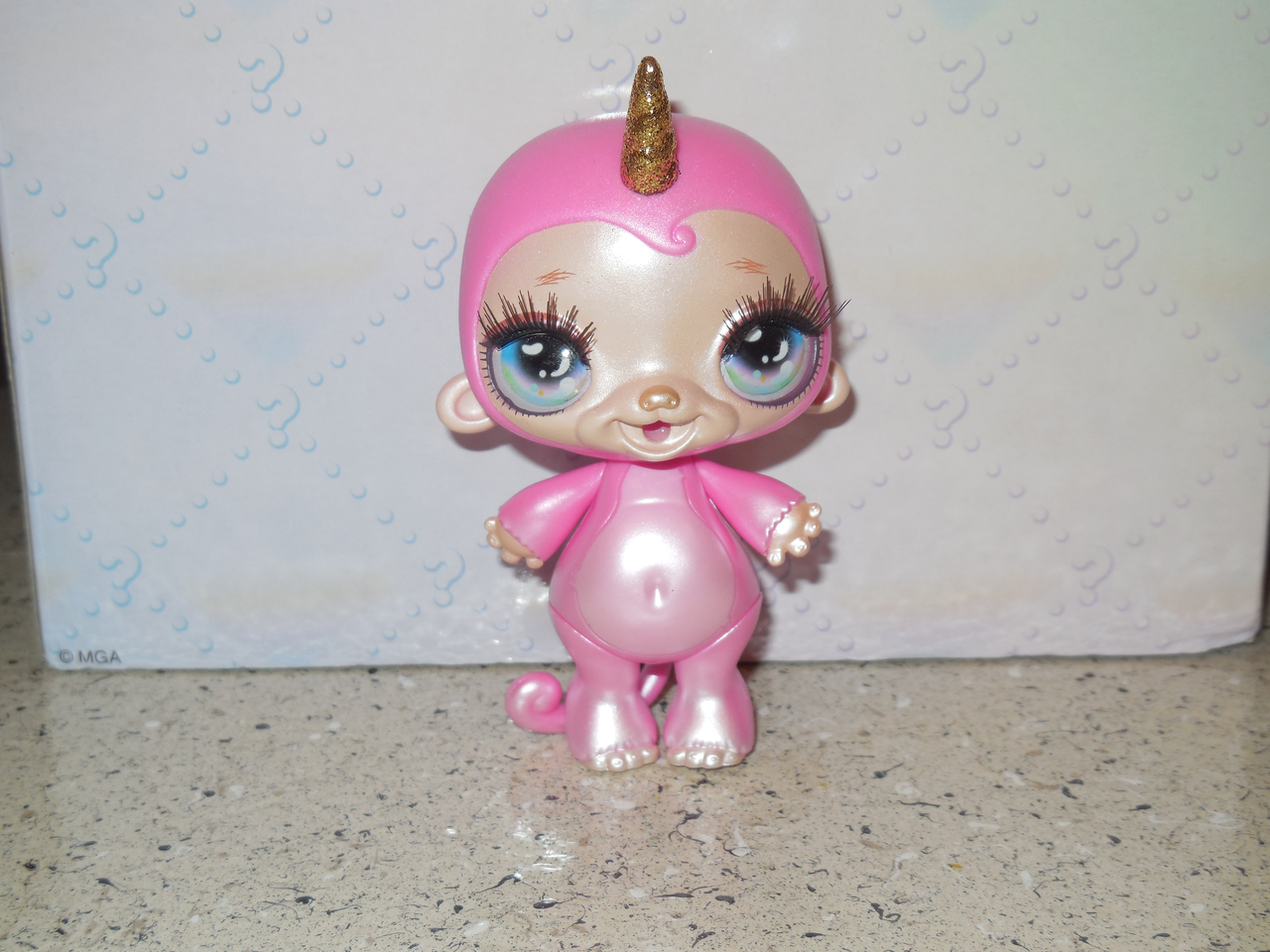 Veni Vidi Dolli: REVIEW: Poopsie Sparkly Critters