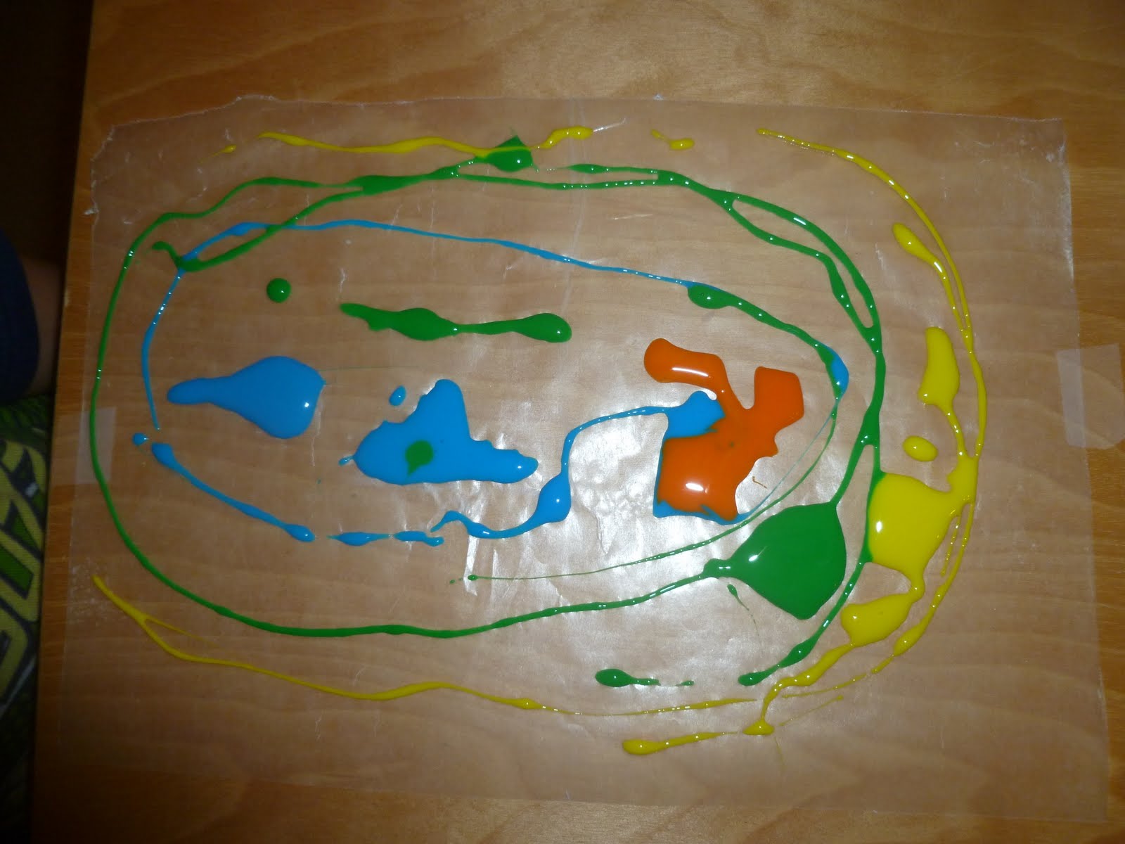 CHANGING GLUE TO FUN COLORED GLUE PAINT! - Mama to 6 Blessings