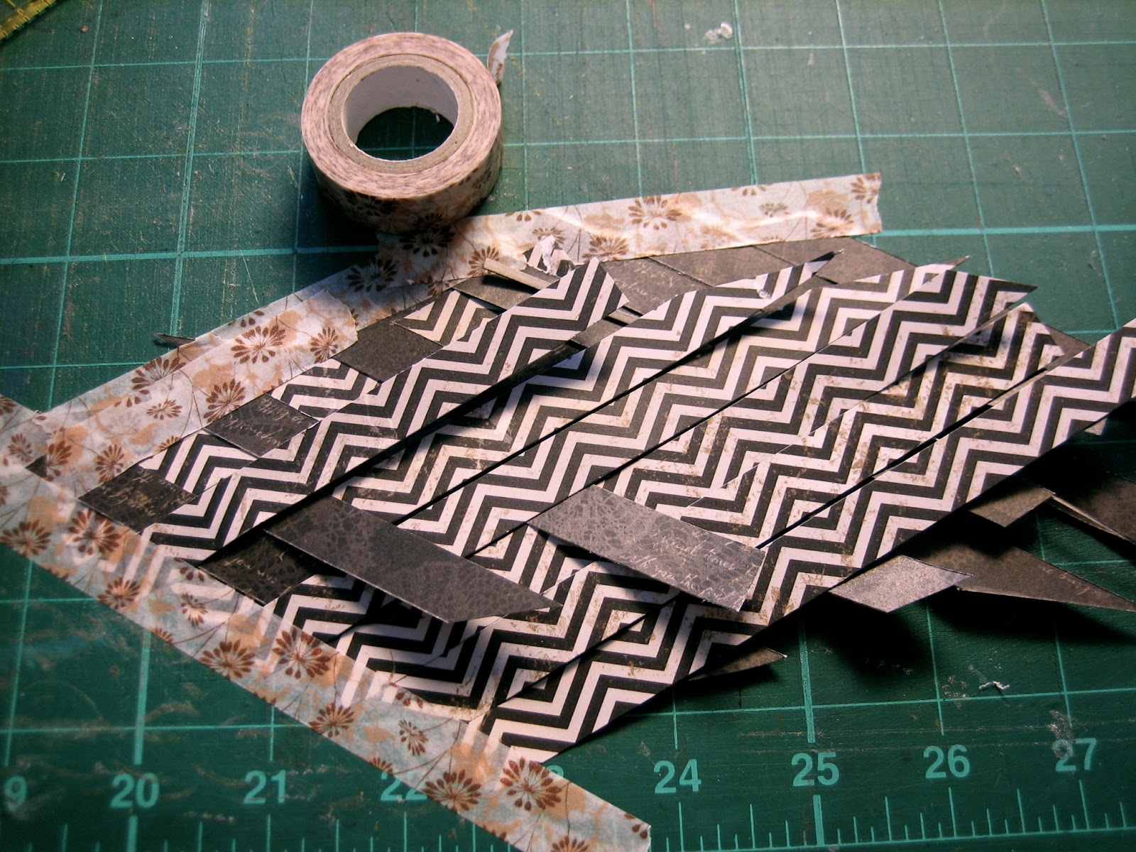 Caroline's Creations: Paper Tumbling Blocks...