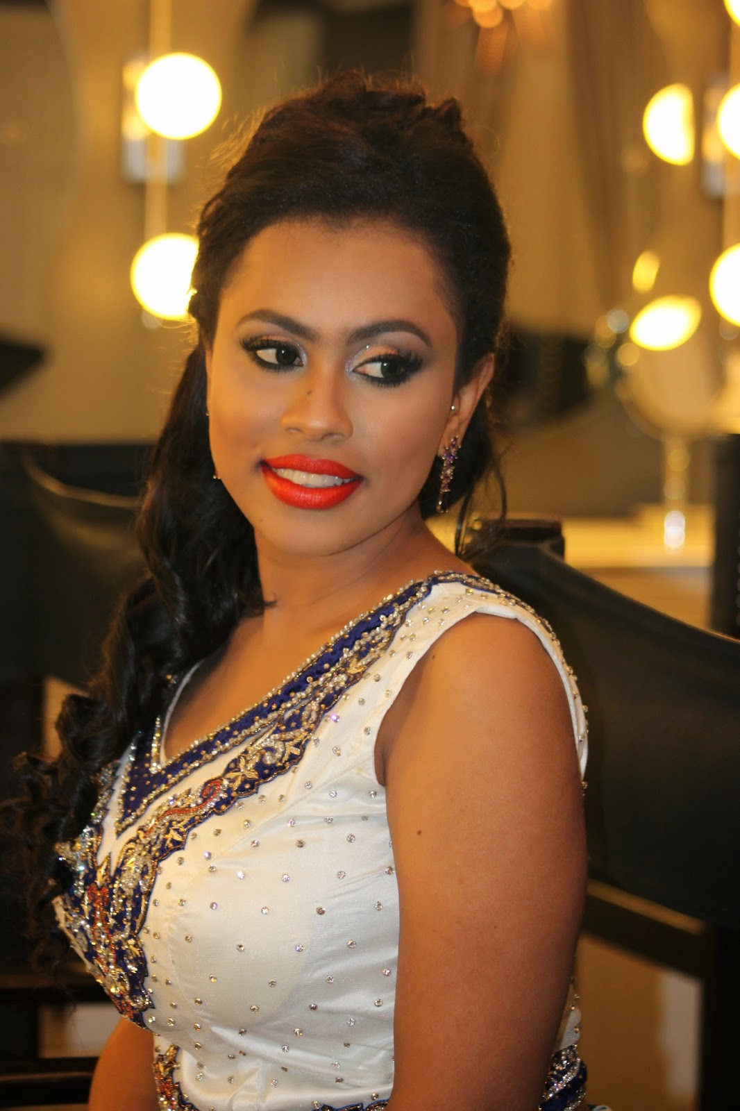 Glambox:Beautiful make~up is our hallmark!: Soon to be wifed: Faiza