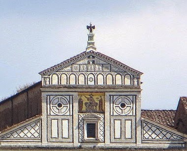 Basilica di San Miniato, un'aquila e non una croce