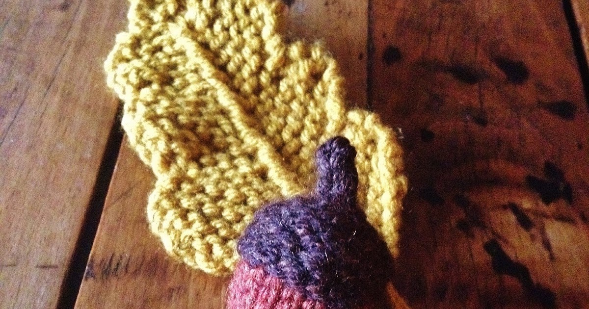 September Violets: Two Small Knitting Patterns ... Acorns & Ghosts!