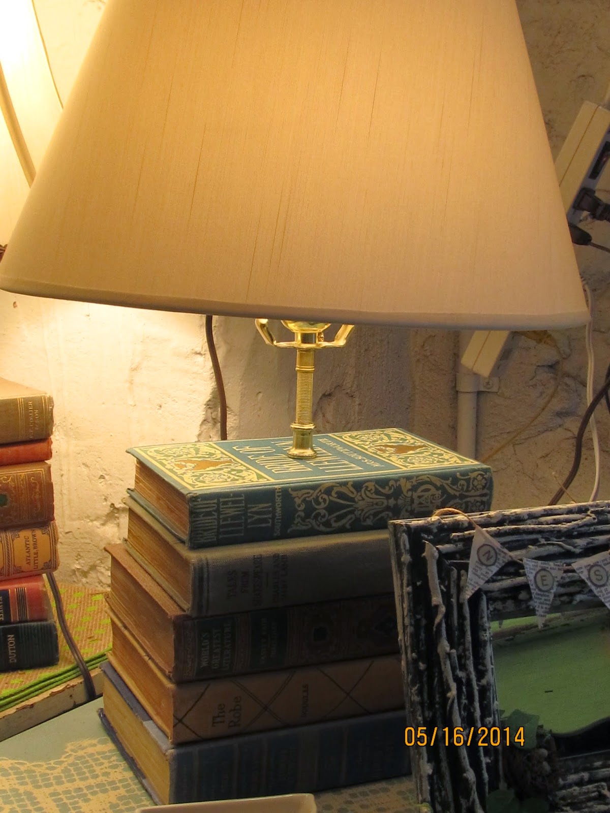 The Darling Touch: The Biggest Book Lamp Yet