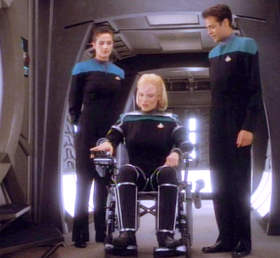 Doux Reviews: Star Trek Deep Space Nine: Melora