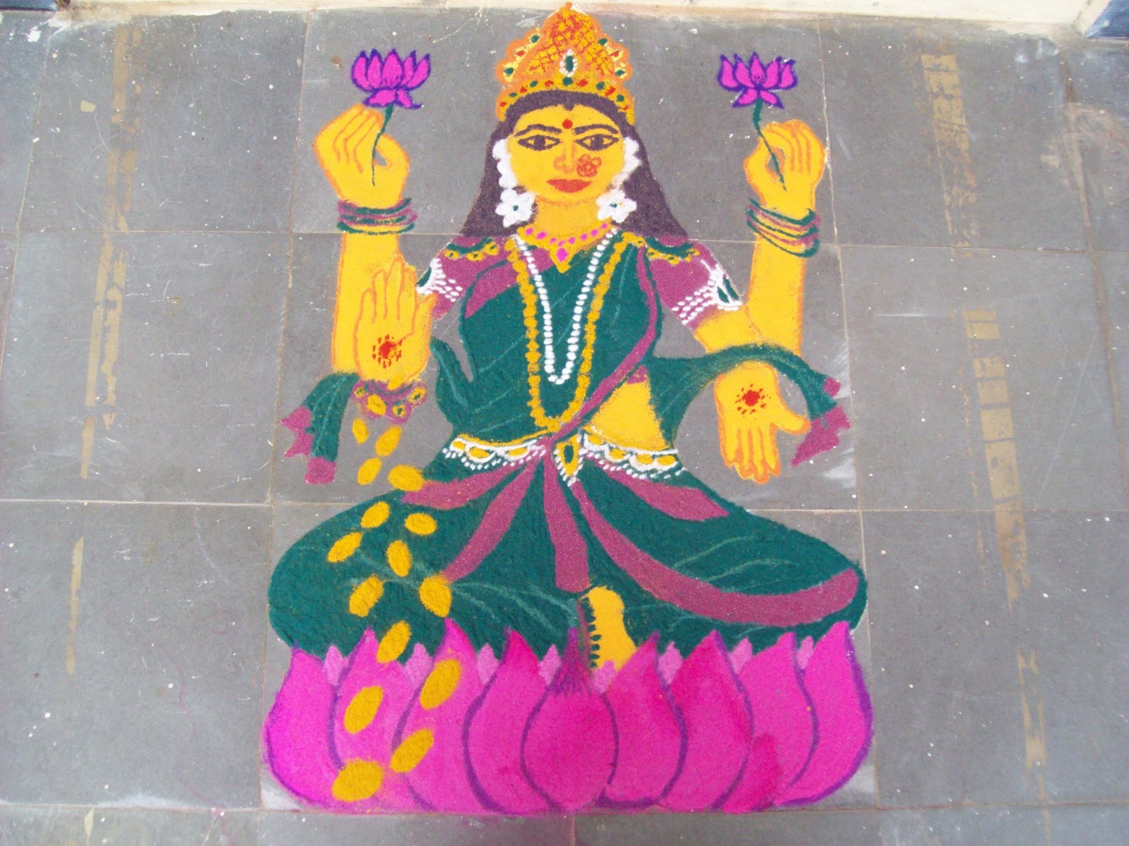 Hobby Crafts :): Goddess lakshmi rangoli
