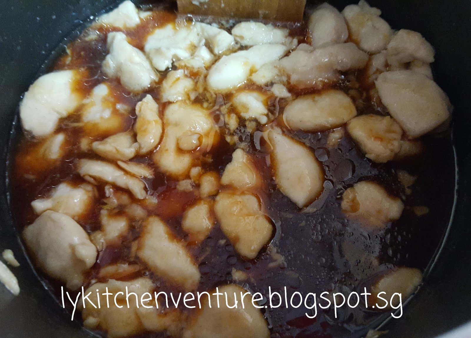 LY's Kitchen Ventures: Marmite Ketchup Chicken Cheese Baked Rice