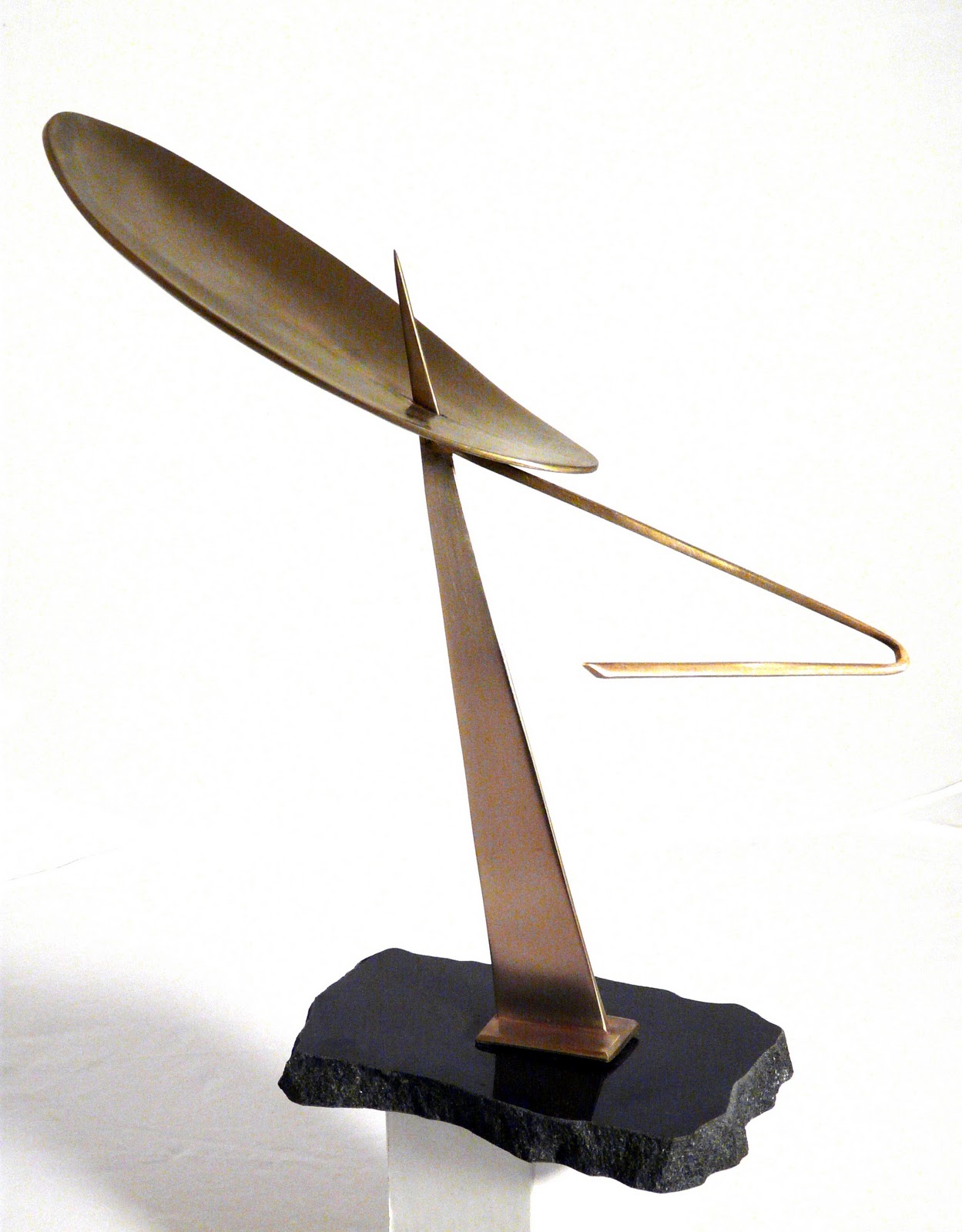 Creative Figure Sculpture: Sculpture
