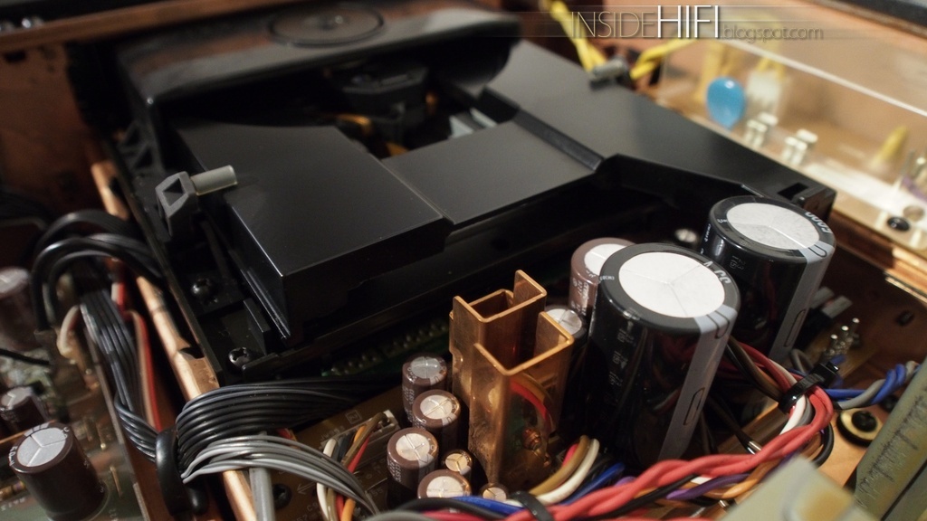 Inside Hi-Fi: Sony CDP-X559ES