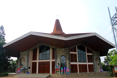 Fotografi Gereja Katolik di Indonesia: Gereja Katolik St. Matius ...