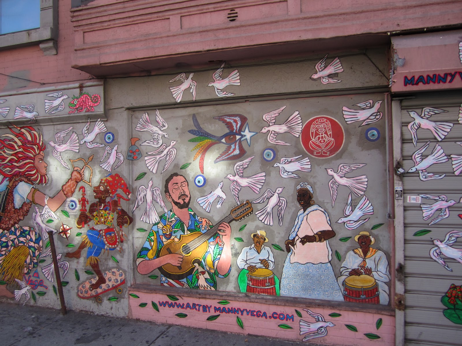 El Barrio Latino: Los Murales del Barrio
