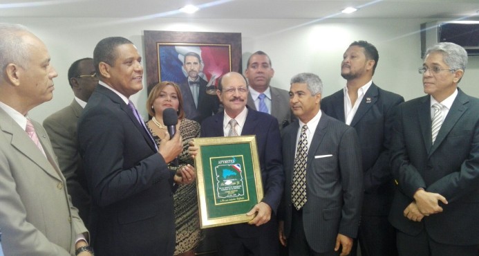 El director del Inabie anuncia inversión de más de mil millones de ...