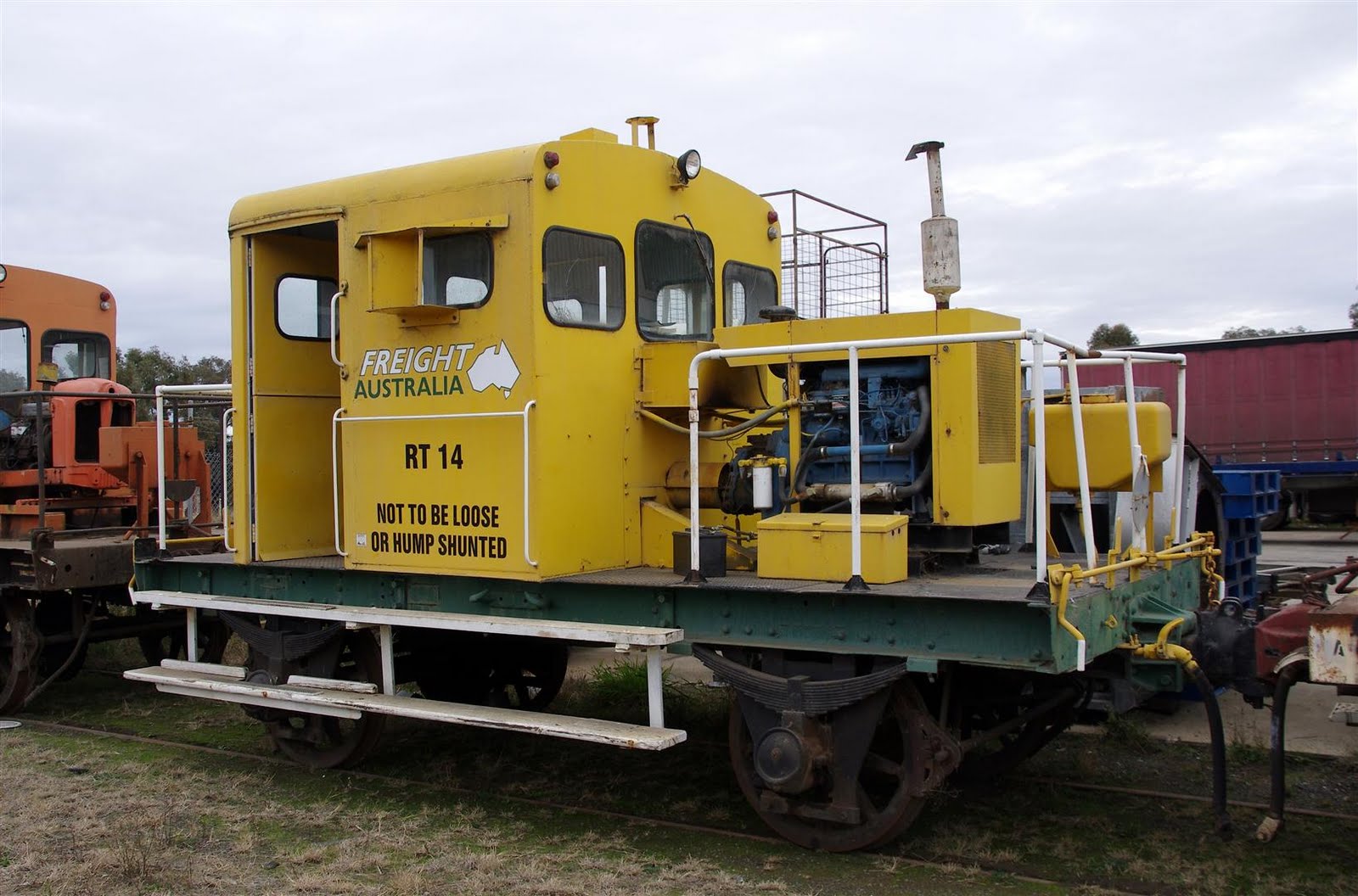 Rollingstock News: A Study of VR Rail Tractors (RT)