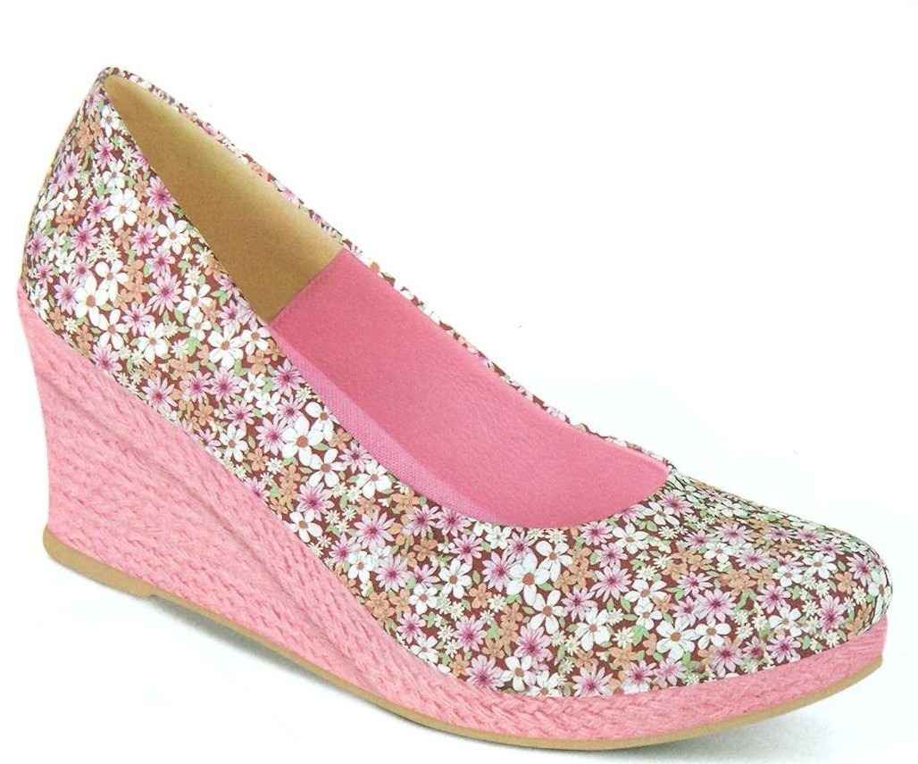 Zapatos de tacón de cuña | zapatos de moda